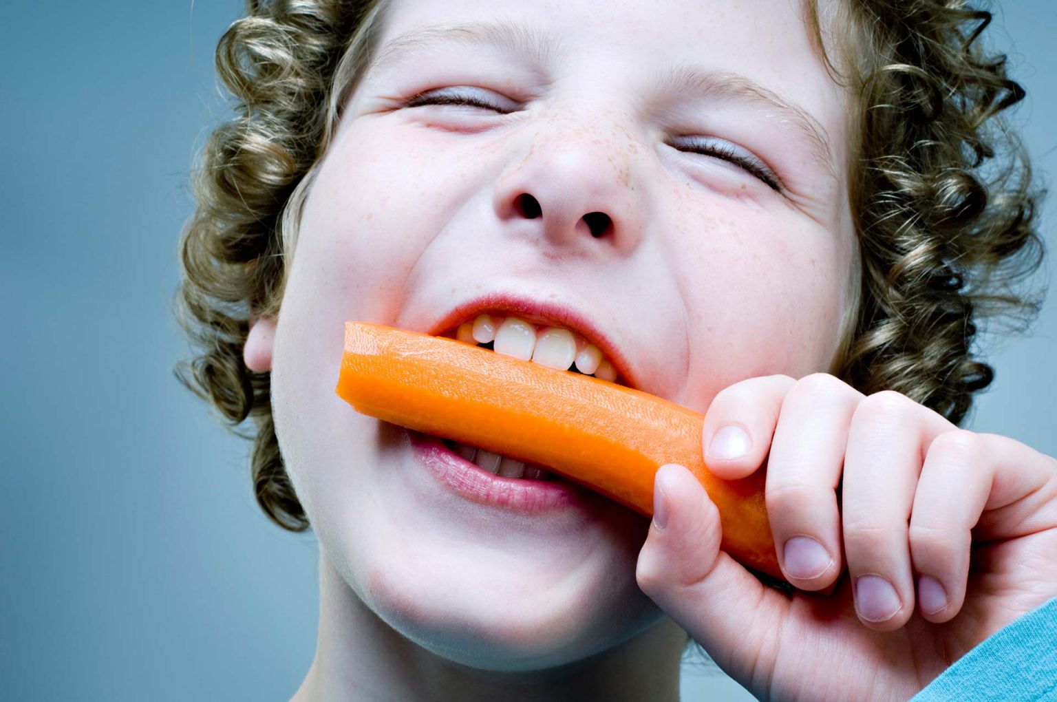 Achieve a Dazzling Smile with Tips from Northcote Dental